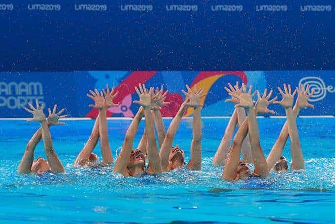México logra plata y boleto olímpico histórico en nado sincronizado