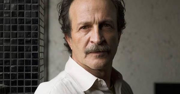 Daniel Giménez Cacho convoca al diálogo con la obra Network