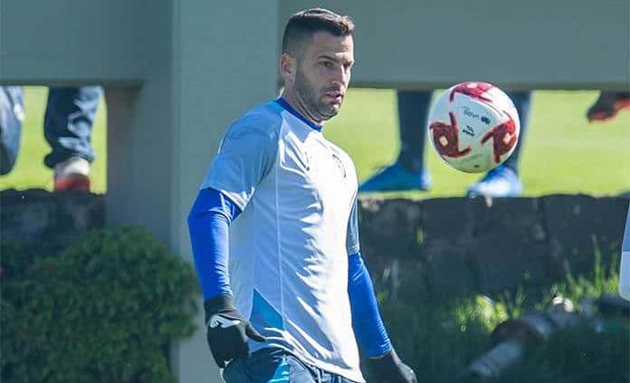 Edgar Méndez anuncia su salida del Cruz Azul