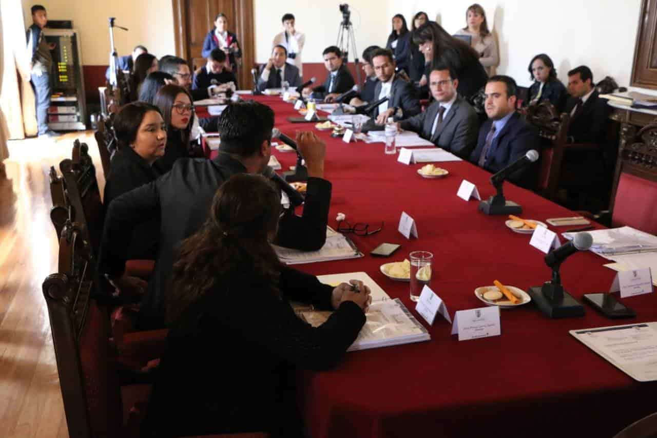 Manifestantes Provocan Suspensión De Sesión De Cabildo