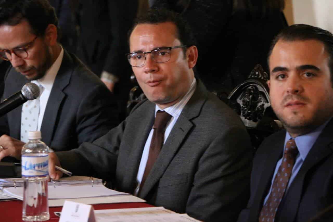 Manifestantes Provocan Suspensión De Sesión De Cabildo