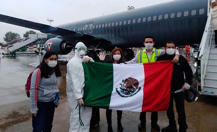 Regresan a México más de ocho mil connacionales varados por pandemia