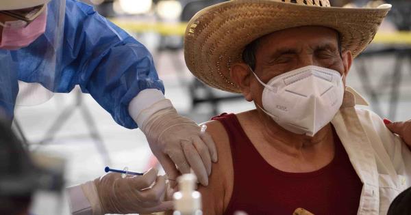 México busca acelerar vacunación con AstraZeneca