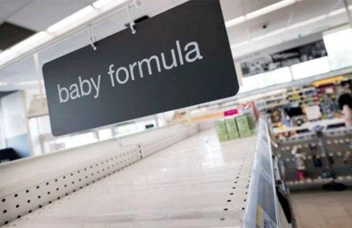 Retiro de latas de fórmula infantil por bacteria mortal